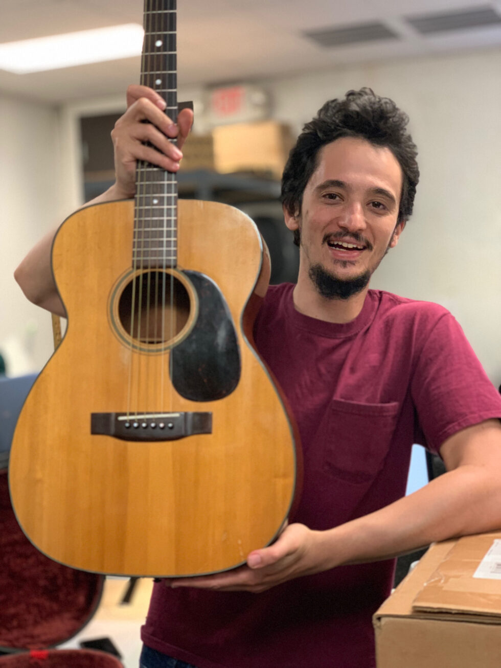 Acoustic Guitar Body Sizes Explained - Sound Pure