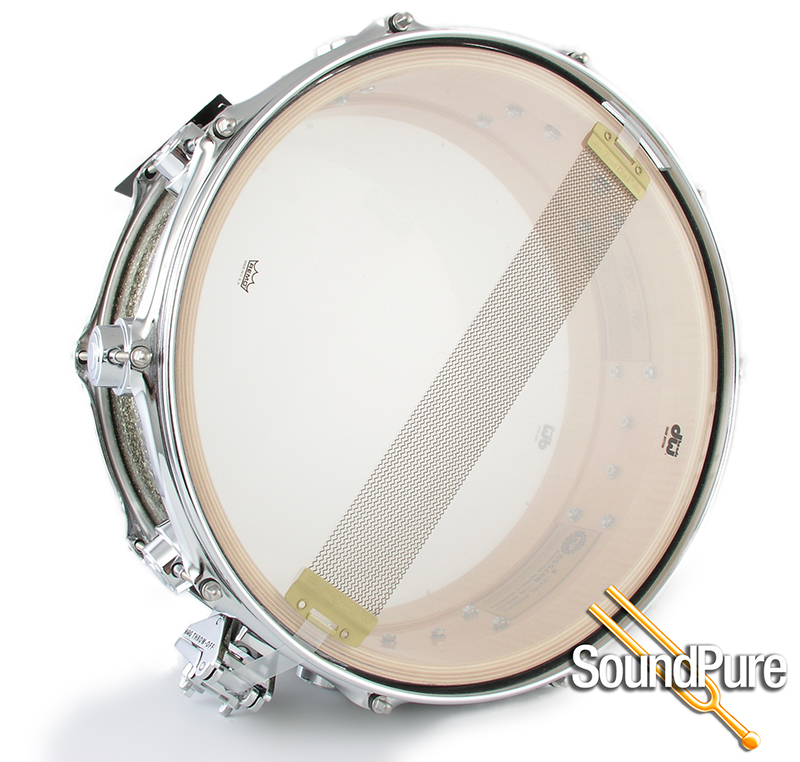 Dw 55x14 Collectors Series Maple Snare Drum Gold Galaxy
