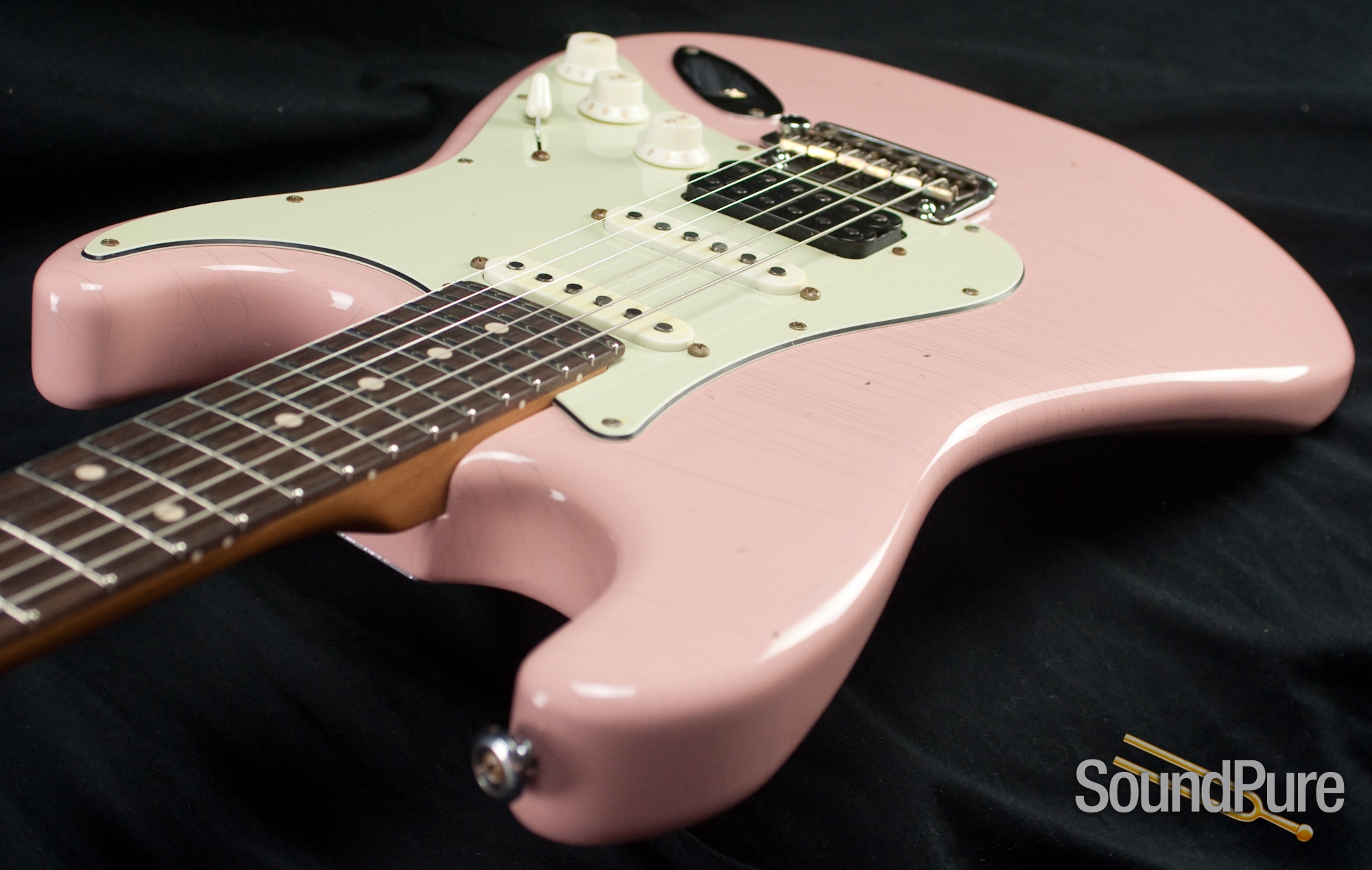 Suhr Classic Antique Shell Pink Electric Guitar 25055