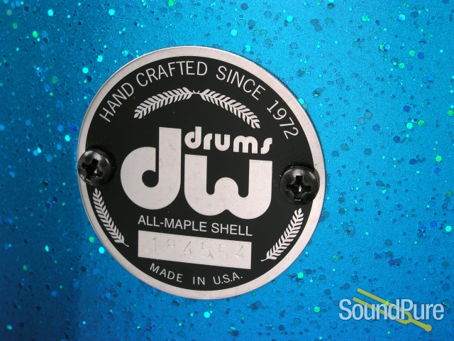 Dw 6pc Collectors Series Maple Drum Set Blue Sparkle Fade