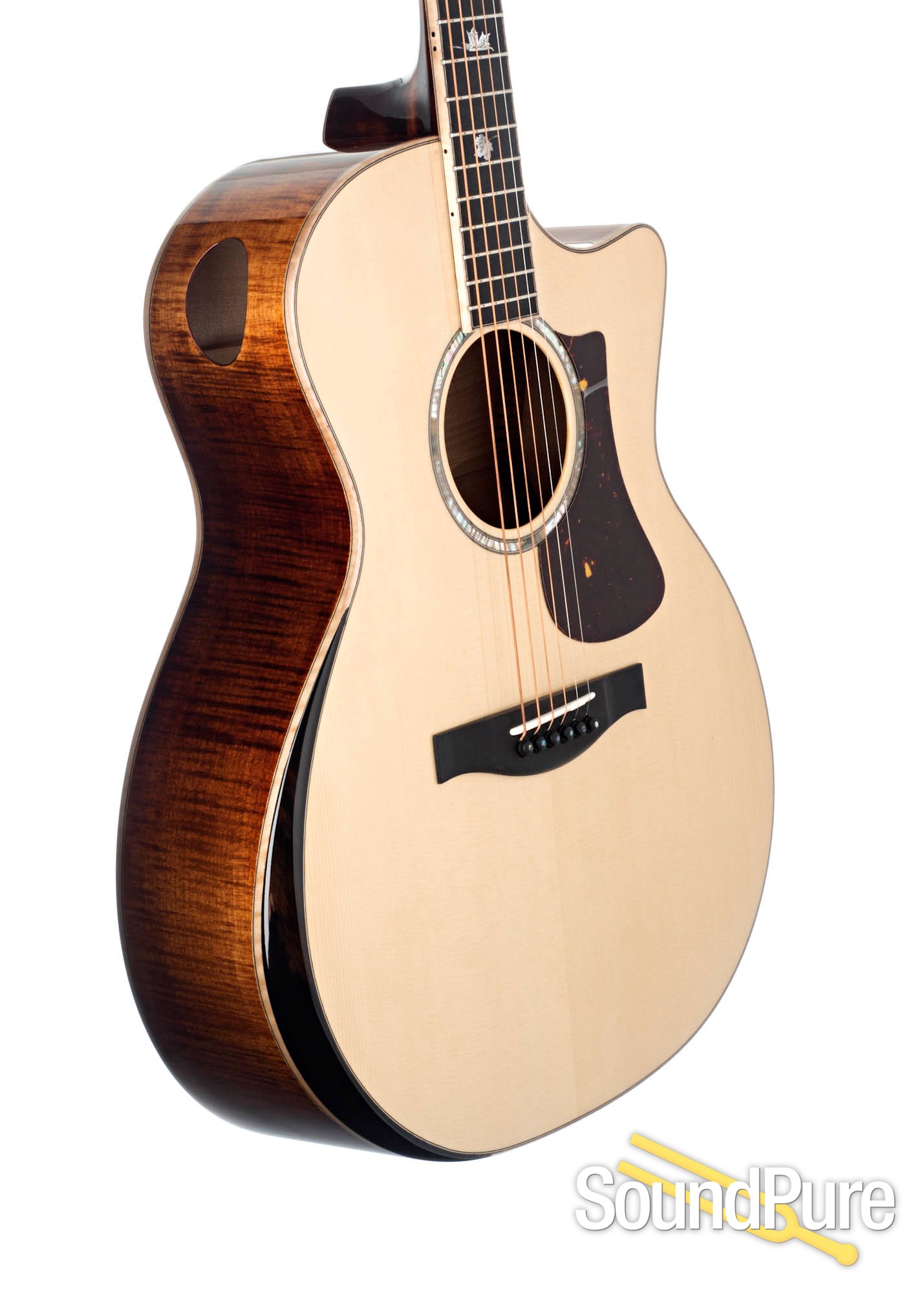 Eastman AC622CE Spruce/Maple Acoustic Guitar #M2005831